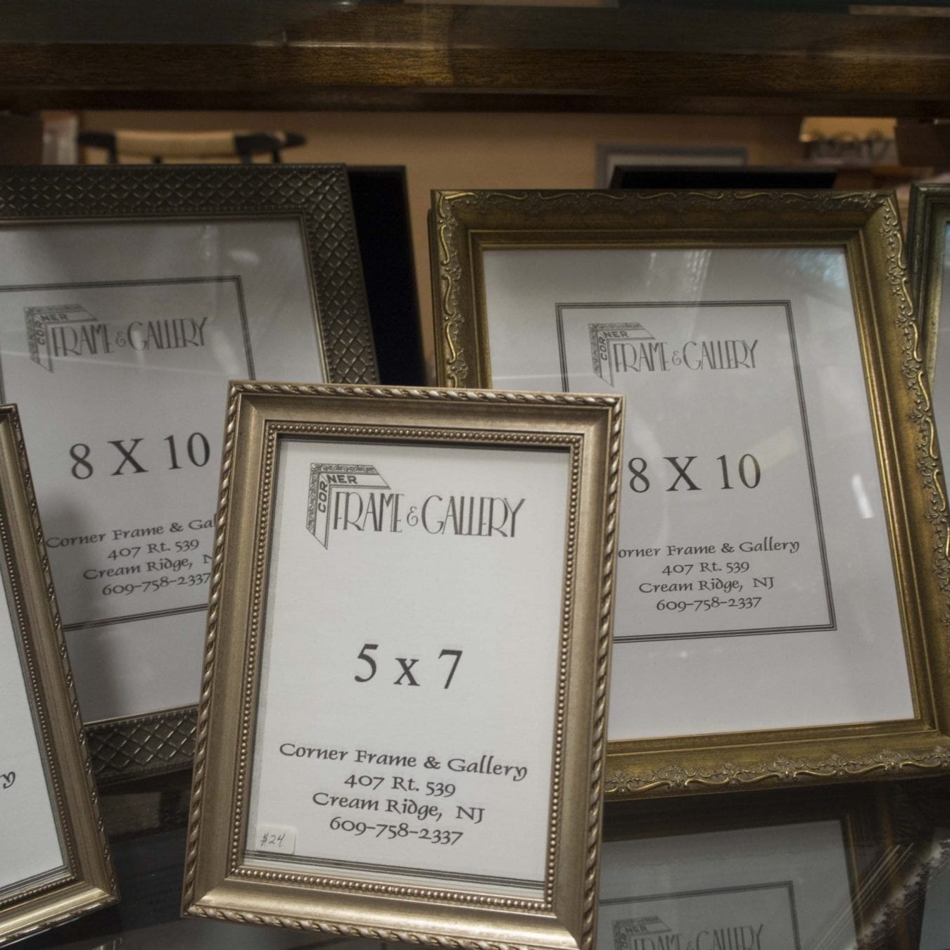 Corner Frame and Gallery | Picture Framing & Shadow Boxes